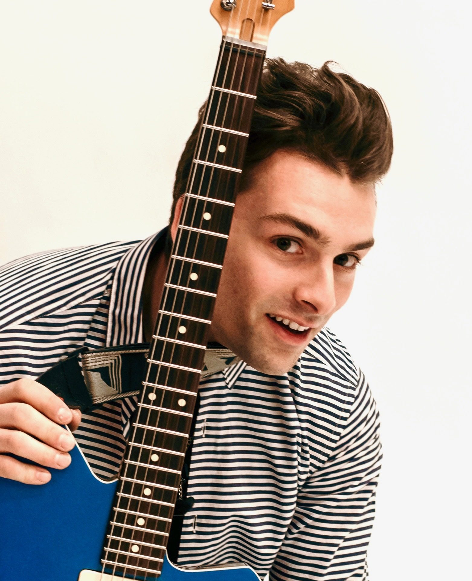 Mr Andy - LoveBug & Me Music and Sensory Art